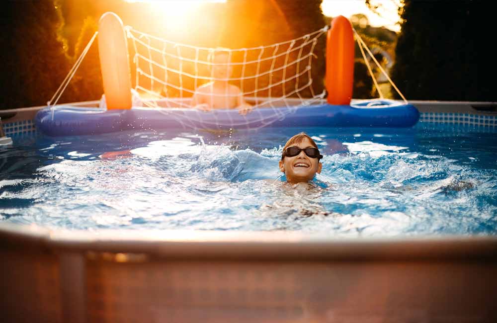 Liquid Chlorine in Pools: Understanding Stabilization and Proper Usage